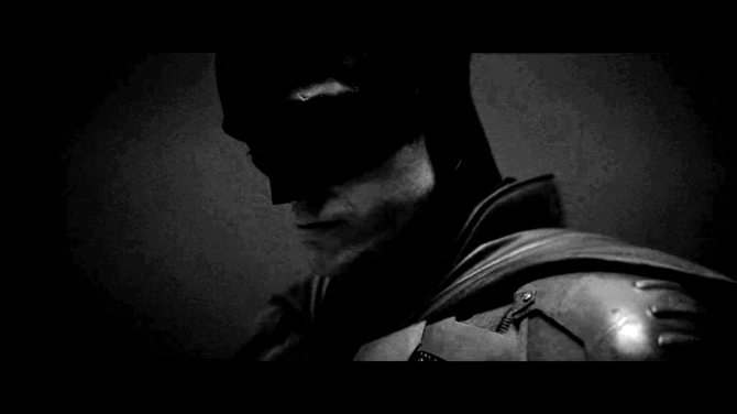 THE BATMAN's Batsuit Fully Revealed As The Dark Knight Rides His ...