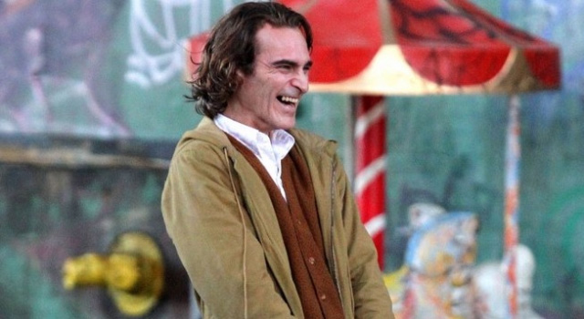 Joaquin Phoenix Laughs Maniacally As Filming Gets Underway On His ...