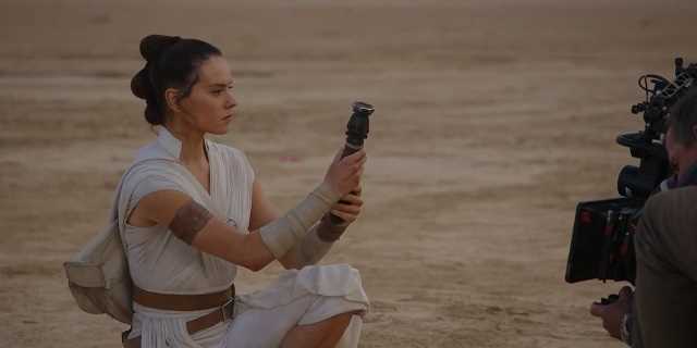 STAR WARS: THE RISE OF SKYWALKER - 10 Awesome BTS Images From The ...