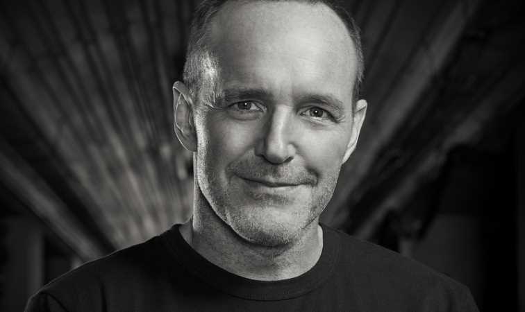 AGENTS OF S.H.I.E.L.D.: Deke Has A Call To Make In The New Promo For Season 7, Episode 2: "Know ...