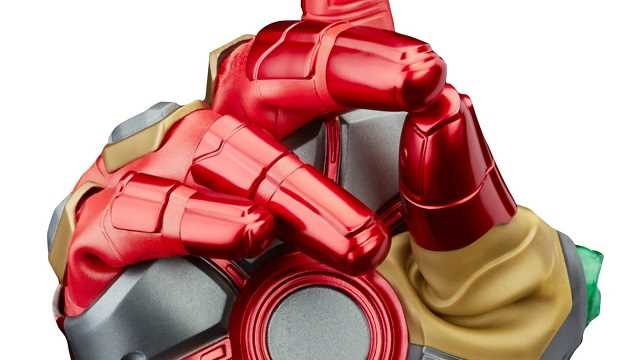 AVENGERS: ENDGAME - Hasbro Unveils New Iron Man Nano Gauntlet...And Yes ...