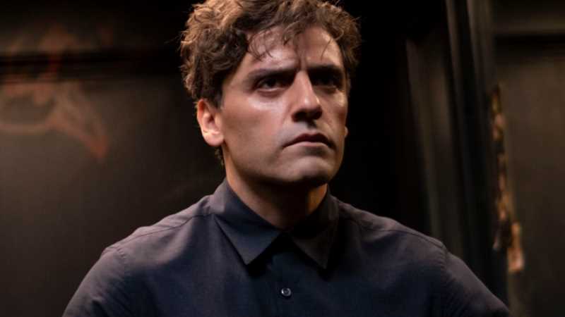 MOON KNIGHT Star Oscar Isaac Reveals His Brother Was Pivotal In Helping ...