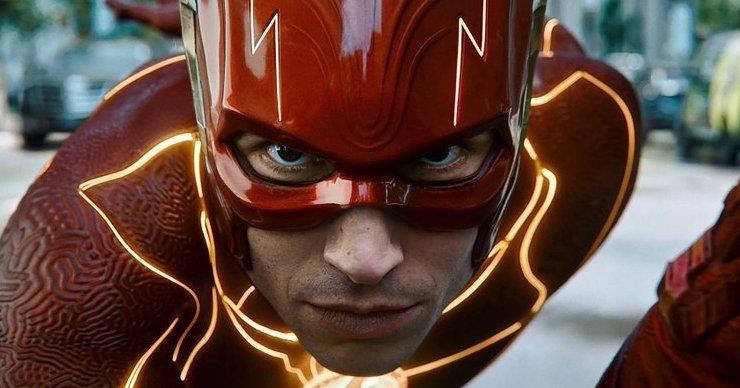 THE FLASH: Check Out A New Logo For The Scarlet Speedster's First Solo ...