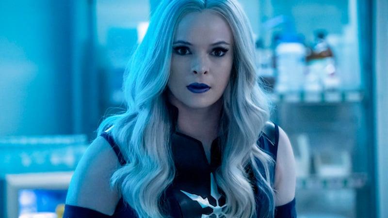 The Flash Who Is Caitlin In The New Promo For Season 9 Episode 2 Hear No Evil