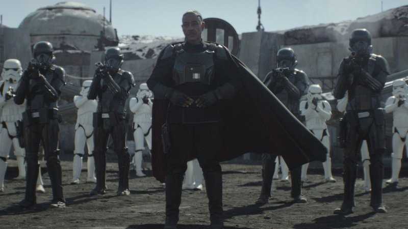 THE MANDALORIAN: Moff Gideon's Stormtroopers Will Get A Startling New Look When The Villain ...