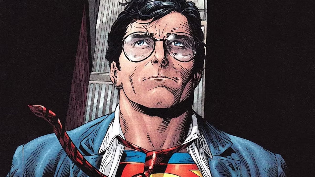 SUPERMAN Set Photos Reveal David Corenswet As Clark Kent...And It's Not ...