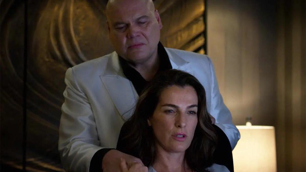 DAREDEVIL: BORN AGAIN Set Photos See Vincent D'Onofrio's Mayor Fisk ...