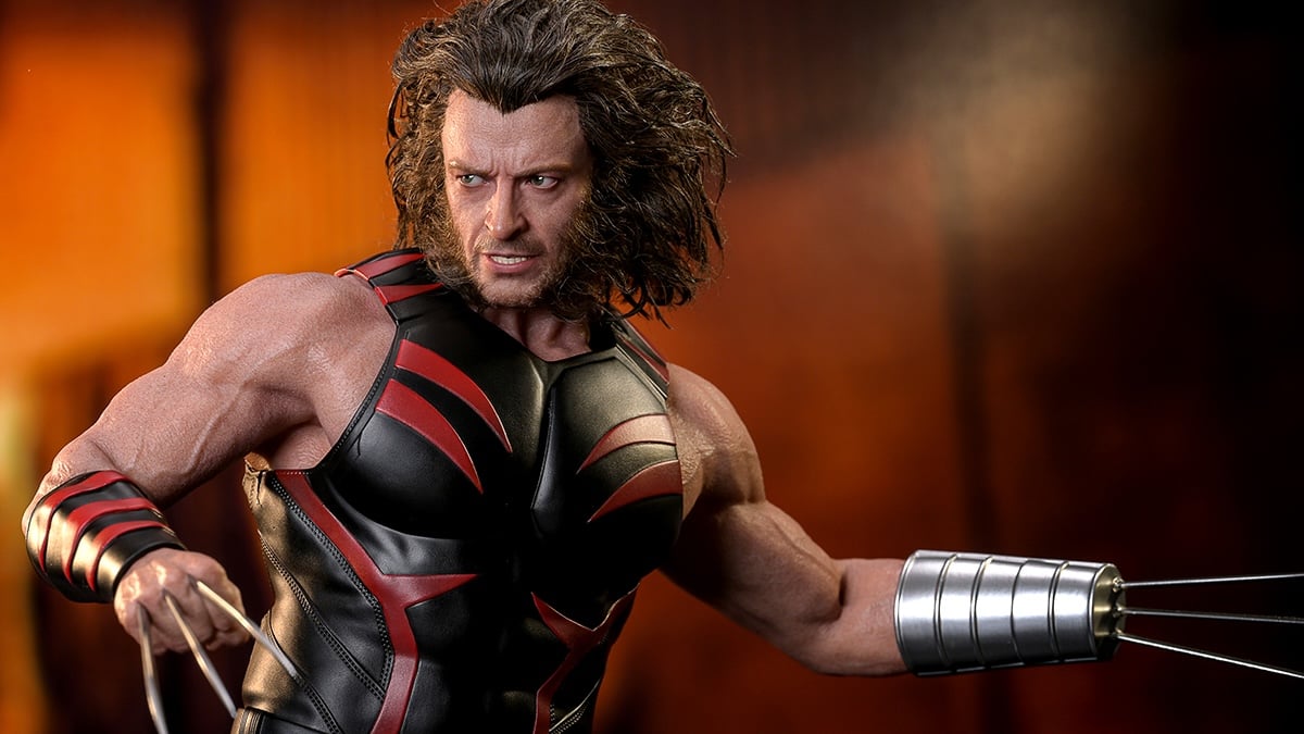 DEADPOOL & WOLVERINE Hot Toys Figure Reveals Best Look Yet At Hugh ...