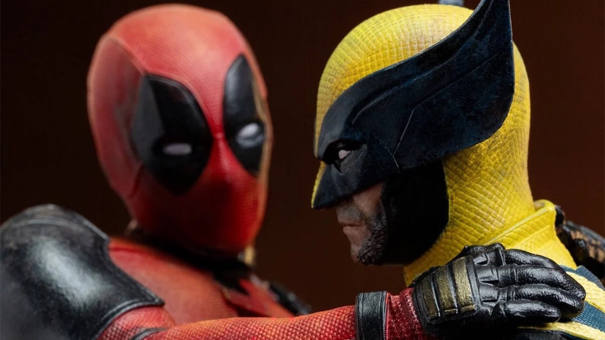 DEADPOOL & WOLVERINE Statue Offers A Closer Look At Wade Wilson And ...