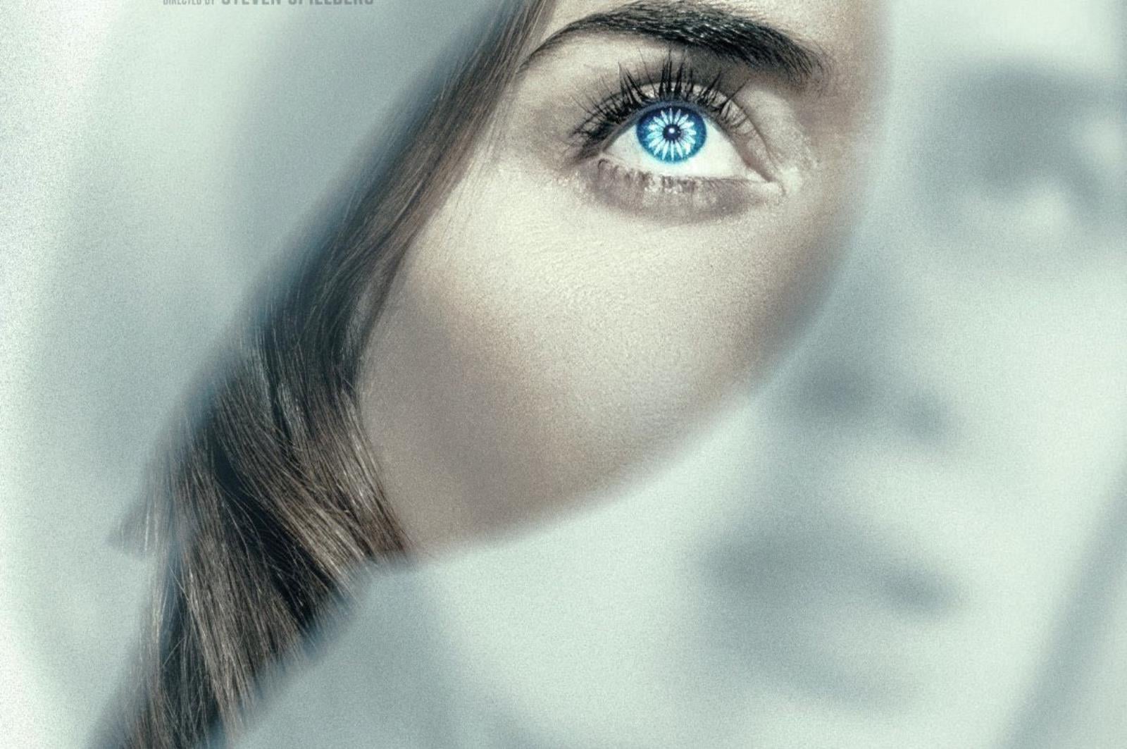 DISCLOSURE DAY: Full Trailer For Steven Spielberg's Sci-Fi Movie ...
