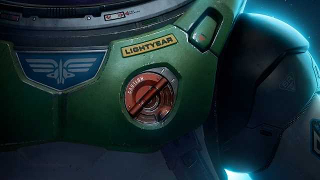 LIGHTYEAR Trailer And Poster See Chris Evans' Buzz Lightyear Suit-Up As ...
