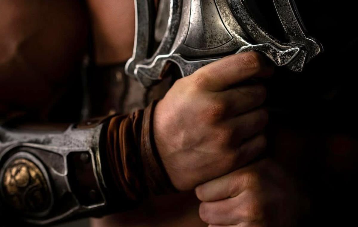 MASTERS OF THE UNIVERSE Set Photos Reveal Castle Grayskull, Prince Adam ...