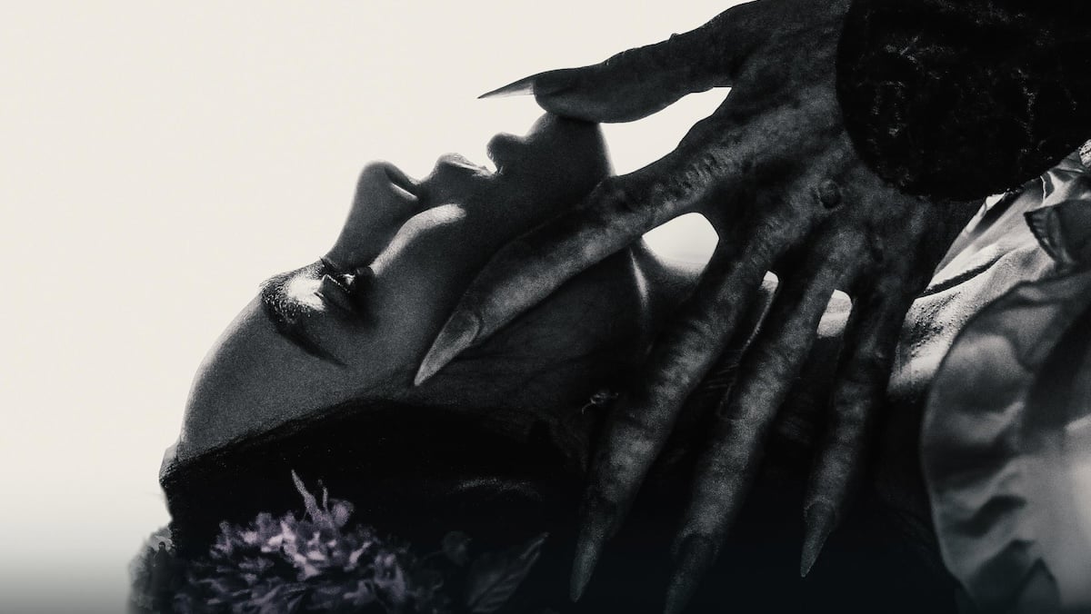 NOSFERATU Featurette Officially Reveals Bill Skarsgård's Count Orlok ...