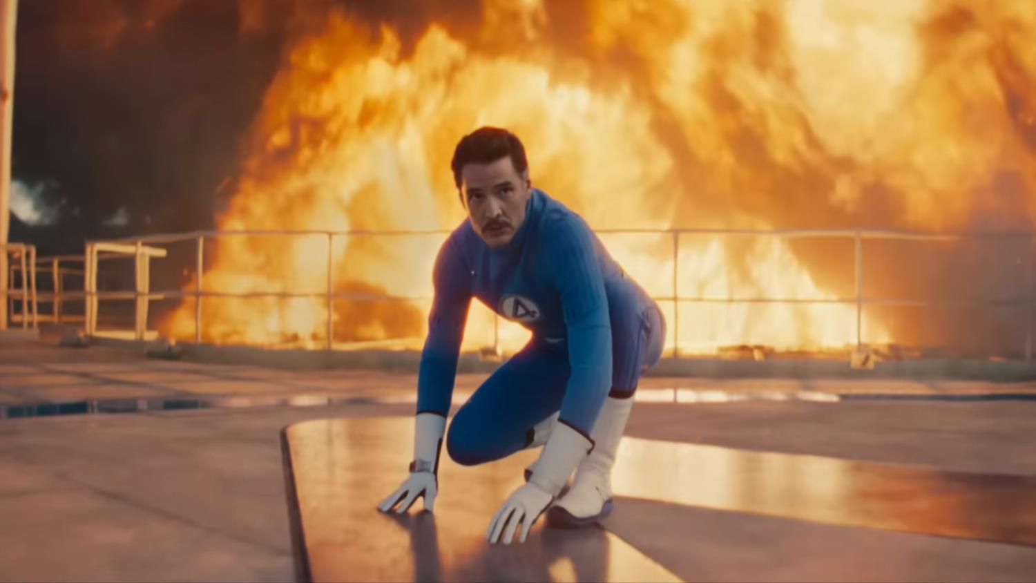 Pedro Pascal Uses Reed Richards’ Stretching Powers For A Selfie In ...