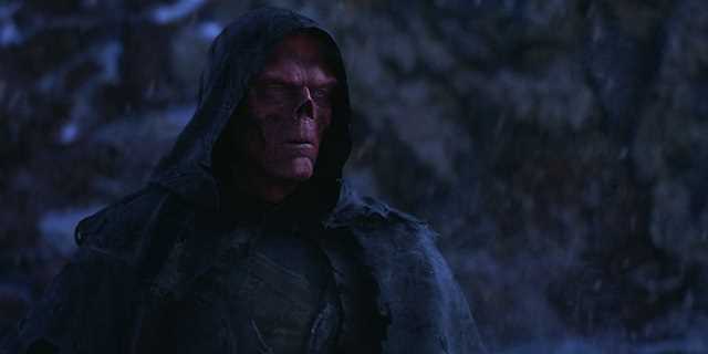 Red Skull Actor Reveals Unique Direction AVENGERS: INFINITY WAR Helmers ...