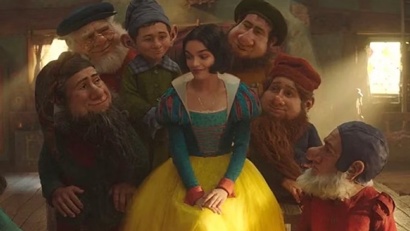 SNOW WHITE Remake Looks Set To Face An Uphill Challenge If It Hopes To ...