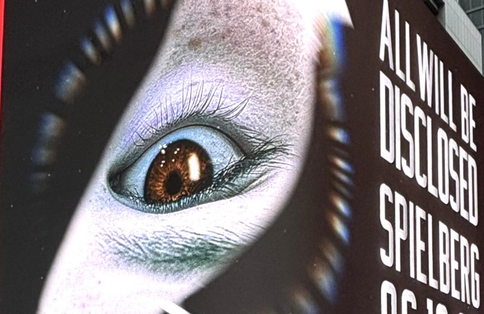 Steven Spielberg's Mysterious UFO Film First Look Revealed Along With ...