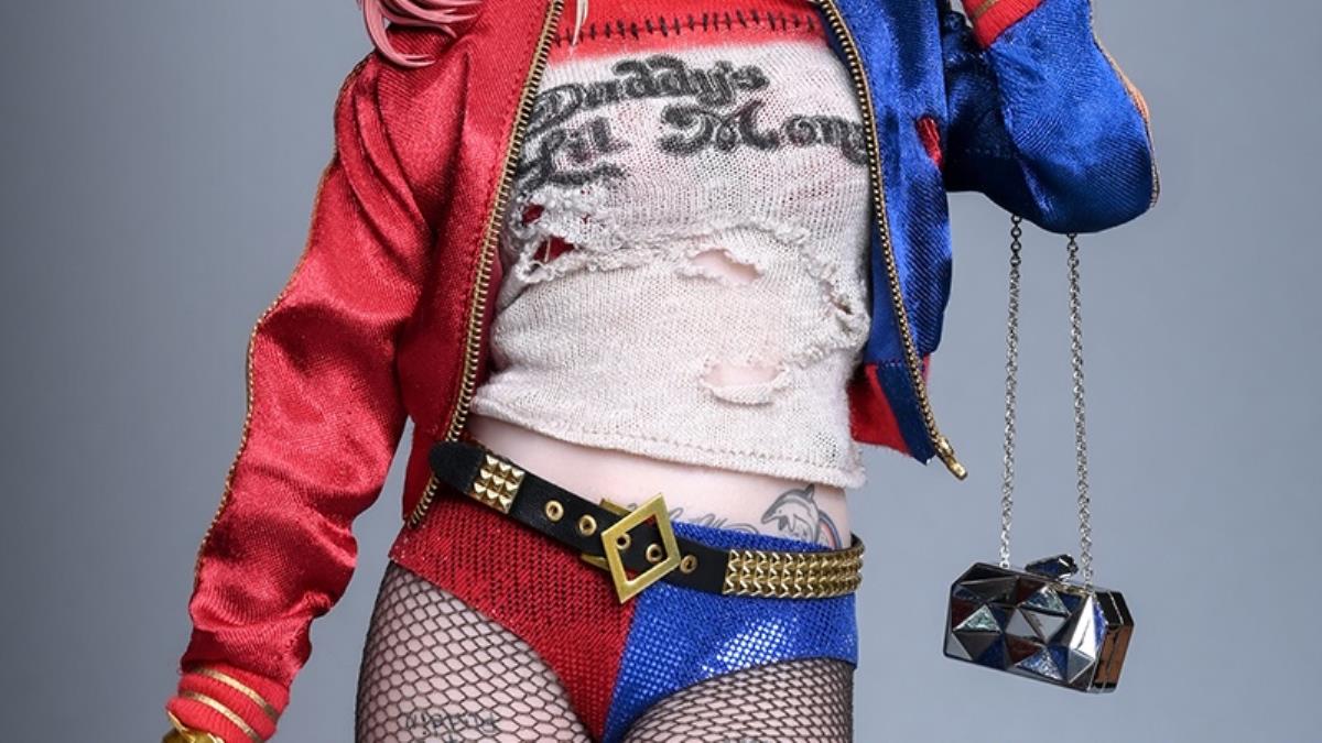 SUICIDE SQUAD: Hot Toys Reveals New Harley Quinn Figure (But Fans Are ...