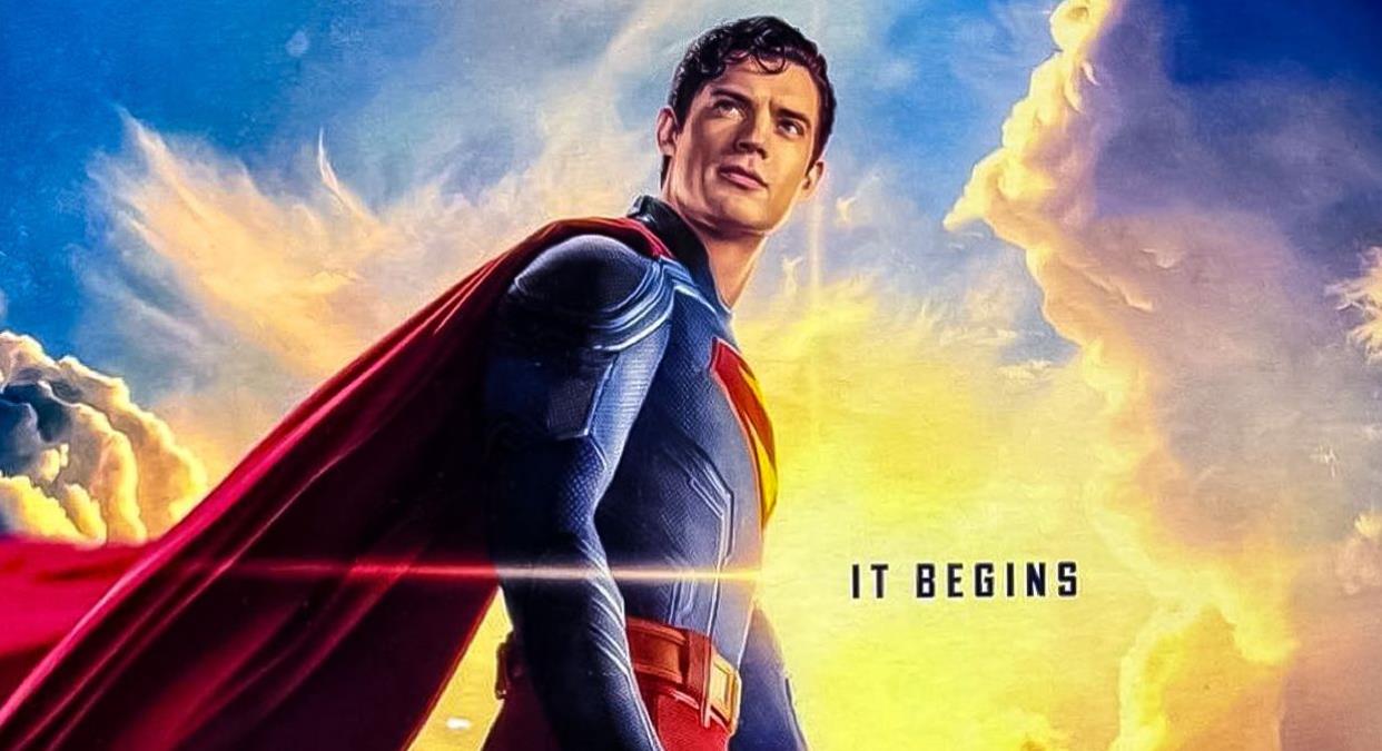 SUPERMAN Gets A New Theatrical Poster As Fans Share Reactions To 30 ...