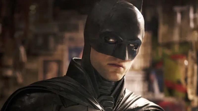 THE BATMAN: Matt Reeves Explains Why Bruce Wayne Doesn't Disguise His ... THE BATMAN: Matt Reeves Explains Why Bruce Wayne Doesn't Disguise His ...