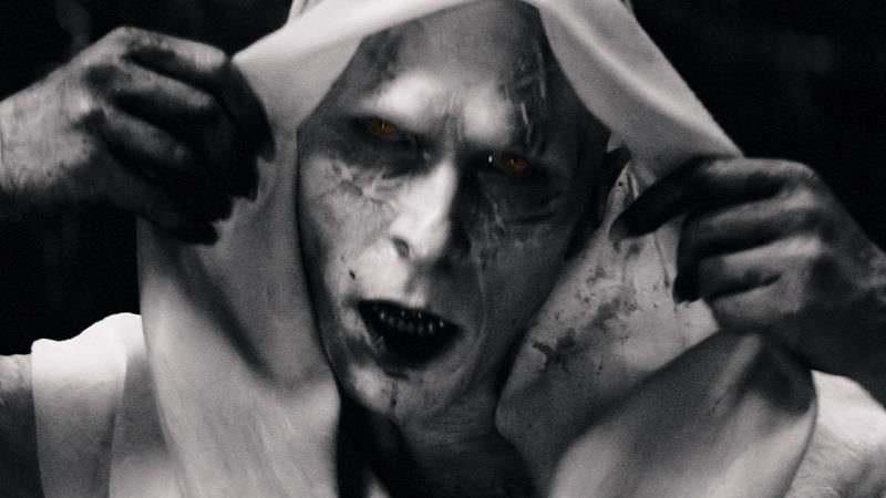 THOR: LOVE AND THUNDER Hi-Res Still Offers A Closer Look At Christian ...