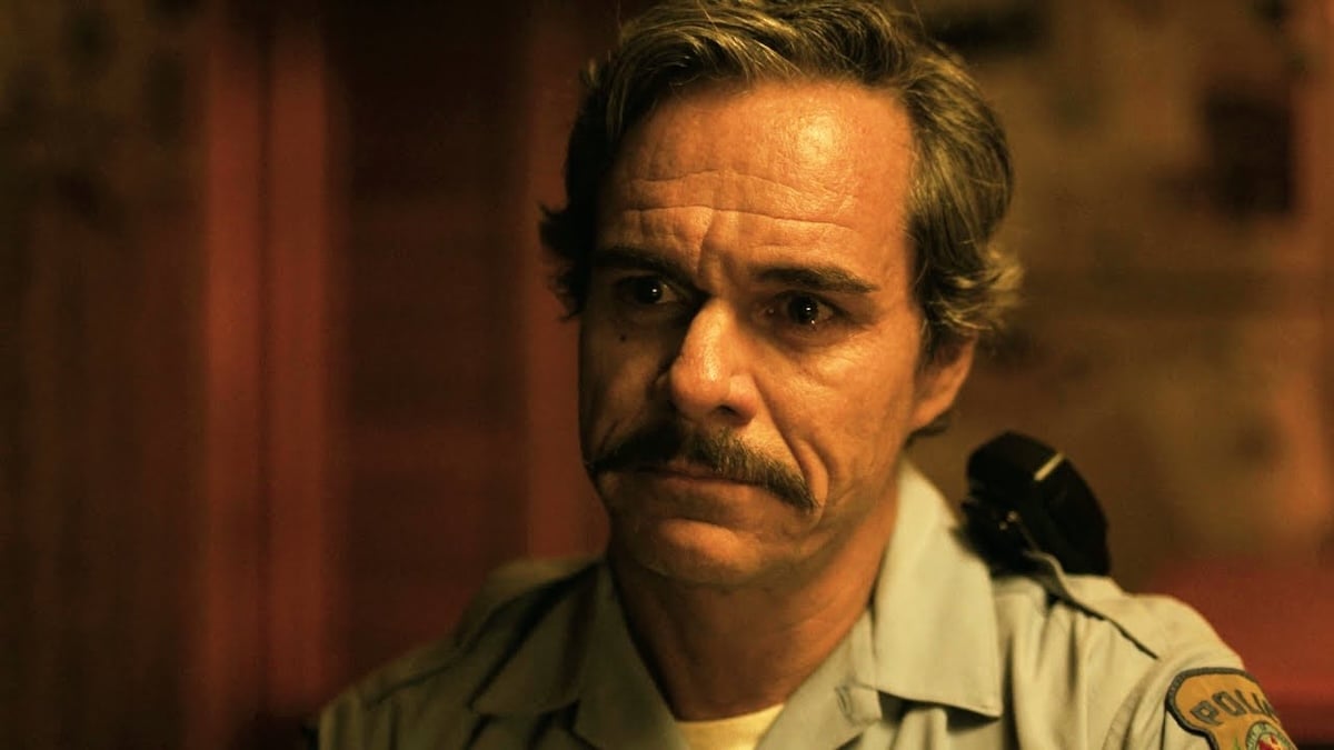 TRAP HOUSE Star Tony Dalton On His Surprise THE LAST OF US Season 2 ...
